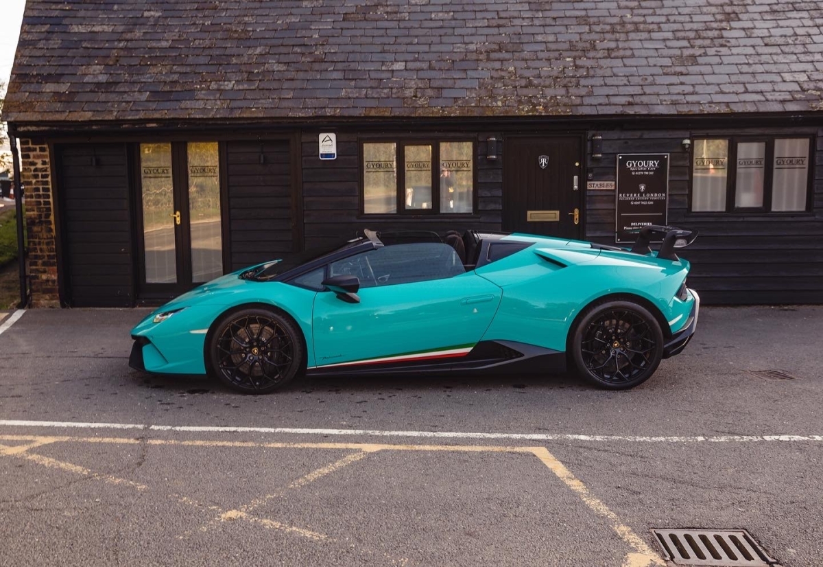 VAT Q Lamborghini Huracán Performante 2019 - Gyoury Specialist Cars LTD